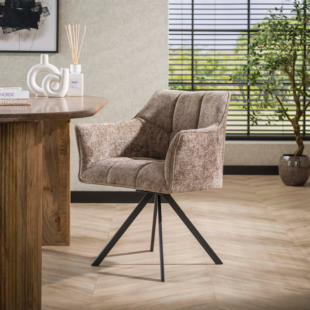 Esszimmerstuhl Lino Chenille Stoff Reicher Champagner Drehbar – Dimehouse